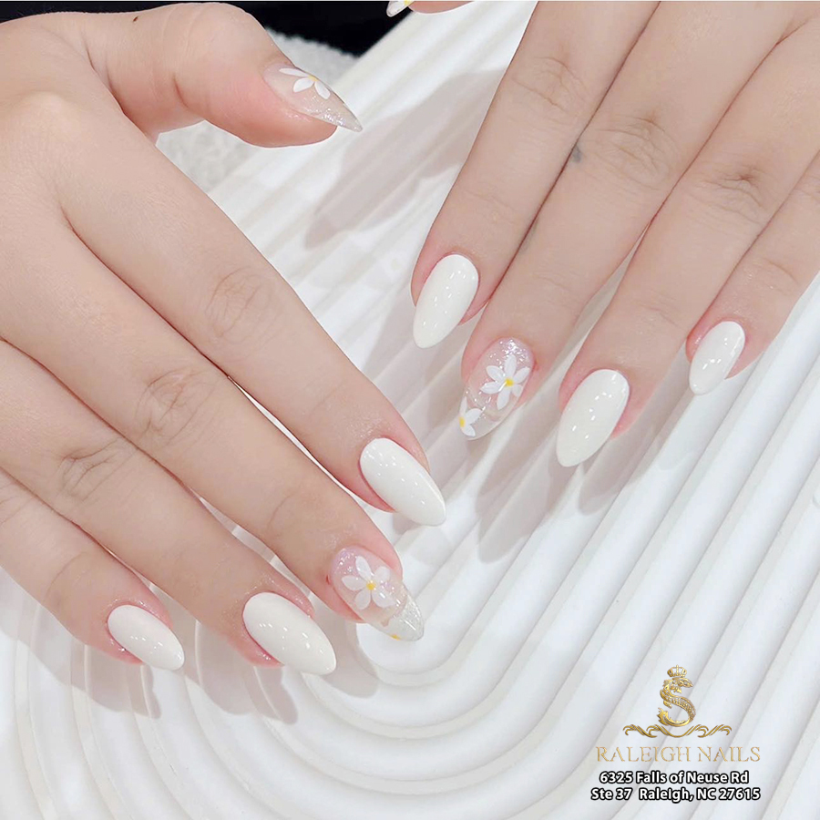 Raleigh Nails | Premier Nail Salon in Raleigh, NC 27615