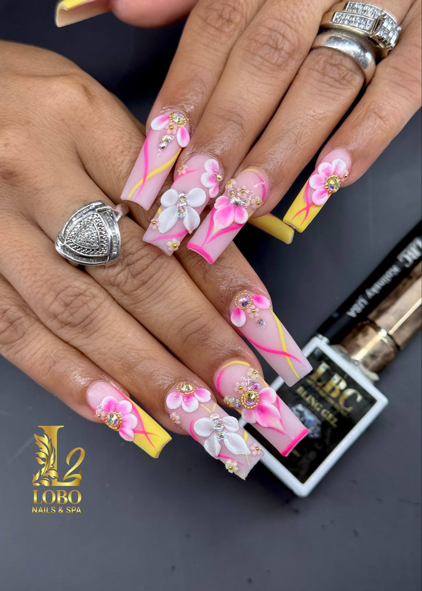 Lobo Nails & Spa 2 in Glendale, AZ 85308 | Best Pedicure & Nail Art