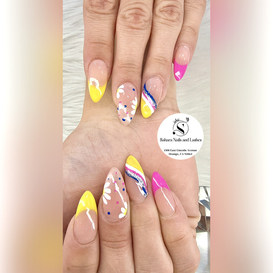 SAHARA NAILS AND LASHES