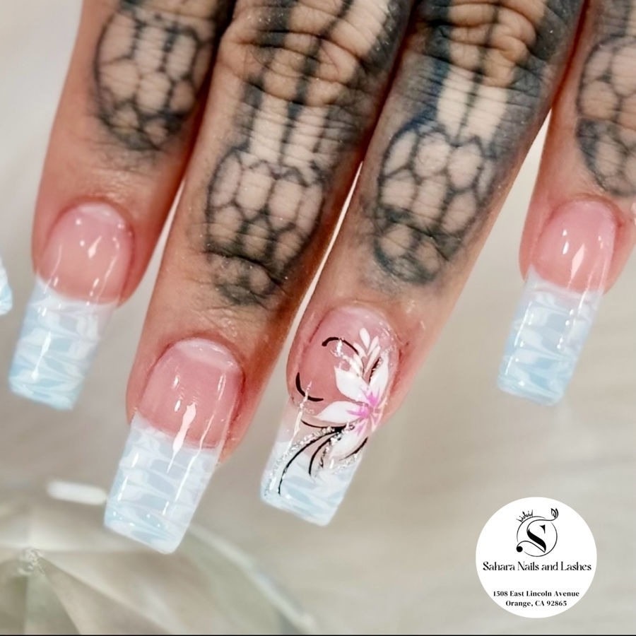 SAHARA NAILS AND LASHES