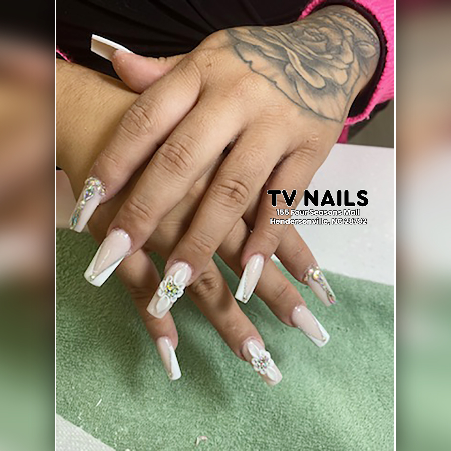 TV NAILS