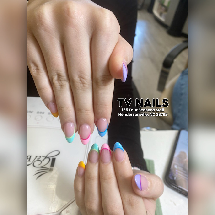 TV NAILS