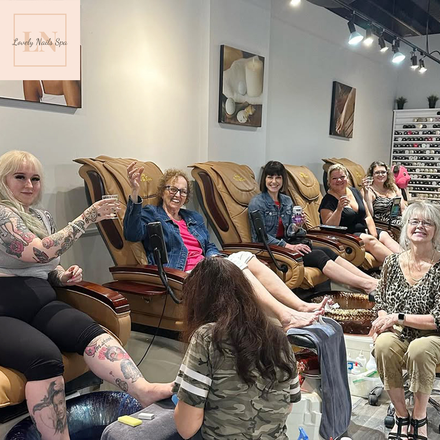 Lovely Nails Spa