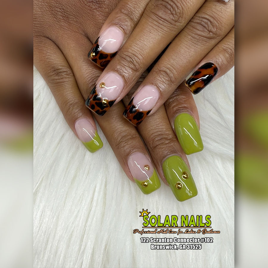 Solar Nails salon in Brunswick, GA 31525