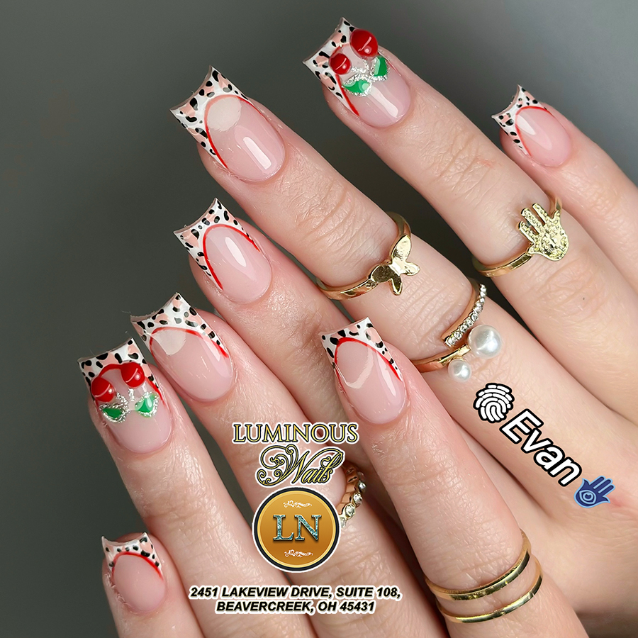 Luminous Nails Spa