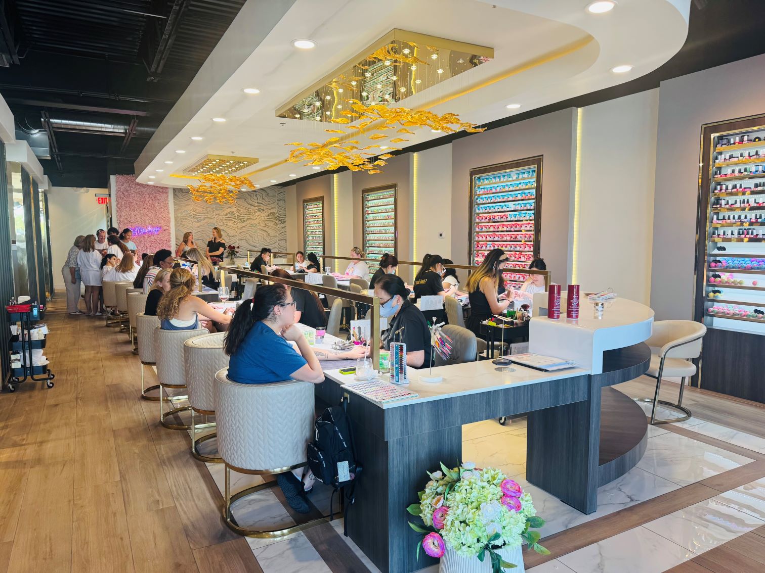 Nail Crew Lounge | St Peters, MO